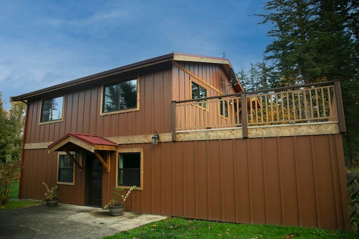 Tranquil Garden House - State of Washington