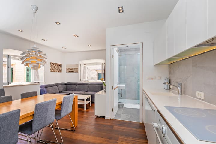 Bianco, City Centre Apartment. Old Town. - Dubrovnik