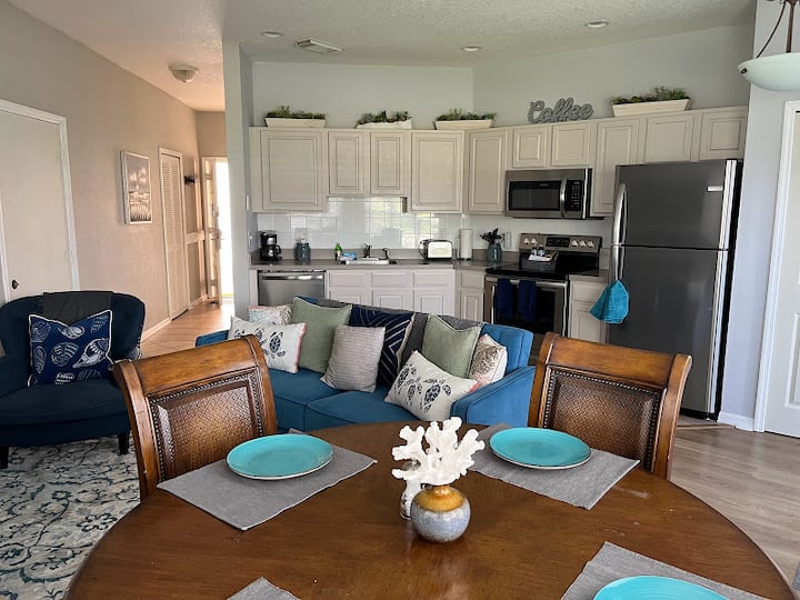 Right Direction Rentals One Bedroom Condo 9995 - Port St. Lucie, FL
