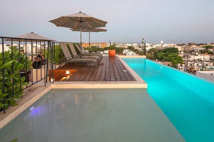 Stylish 2br W/ Pool _ Walk To 5th & Beach - Playa del Carmen