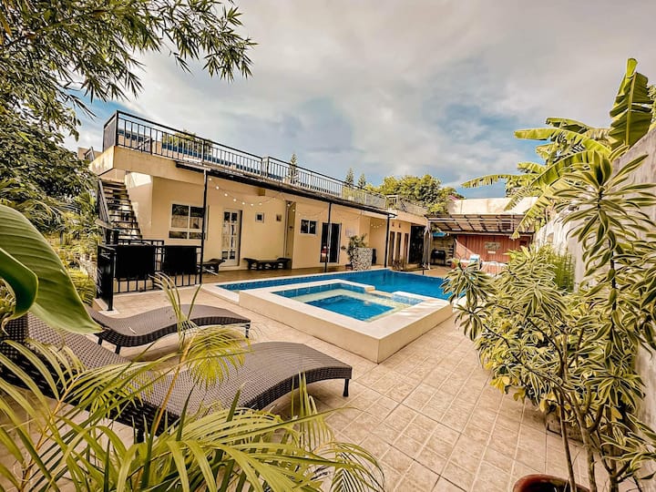 Private Resort Near Tagaytay - Amadeo