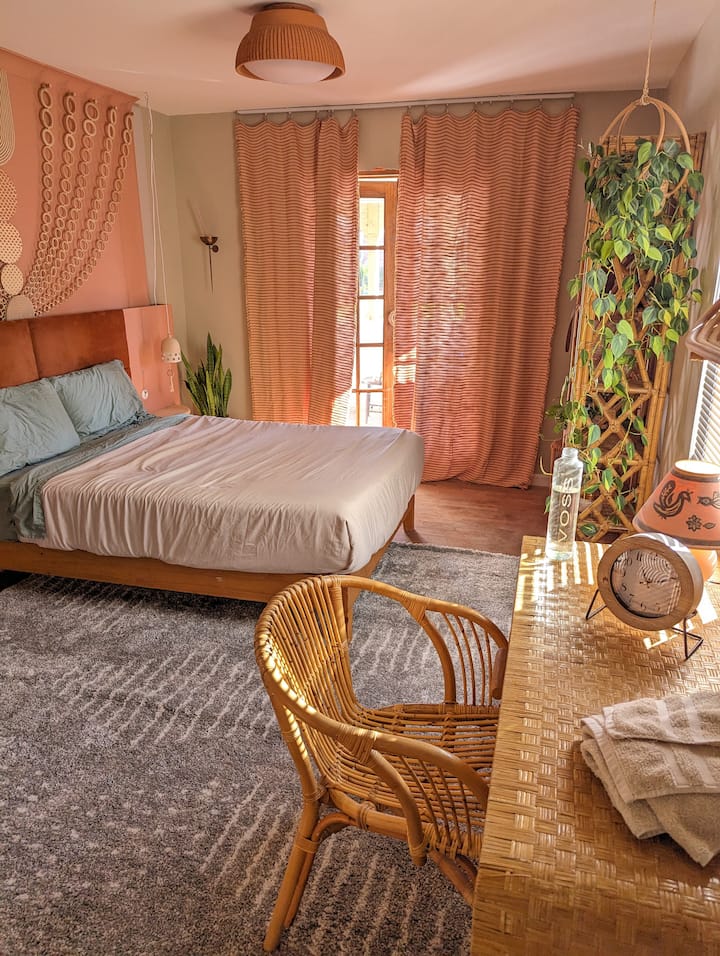 Amazing Terracotta Studio In Central Sd! - San Diego