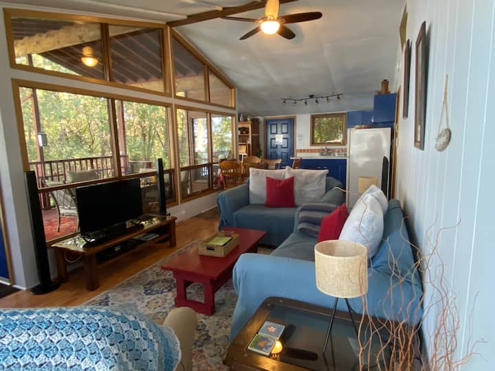 Cedar Glen Cottage - Prince Edward