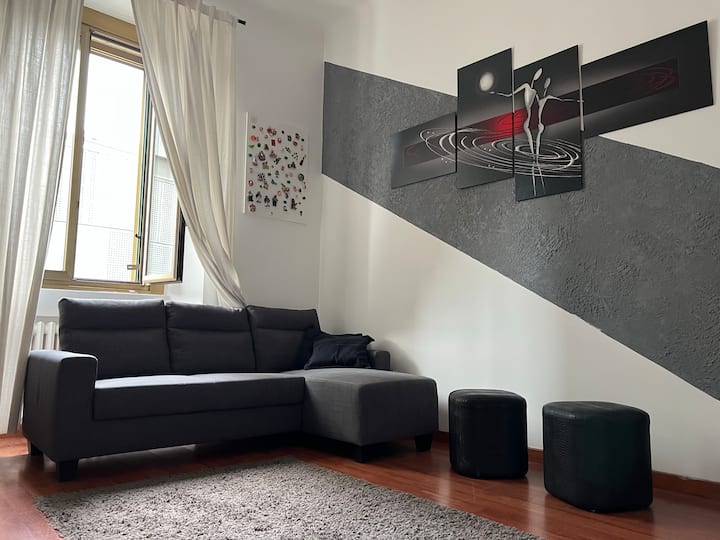 Brasa's Home - [Duomo In 10 Minutes] - Lombardei