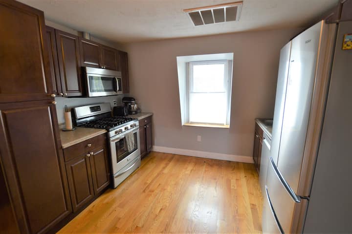 Extended Stays - Franklin Park Zoo, Boston