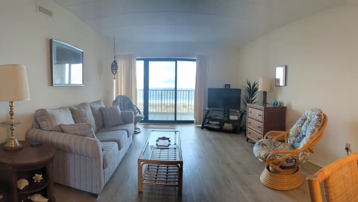 Oceanfront Evenkeel #303 & Pet Friendly! - Ocean City, MD