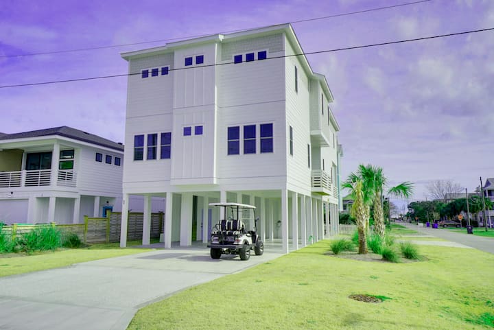 Free Golf Cart | 5-min To Beach | Guest Favorite - Carolina Beach, NC