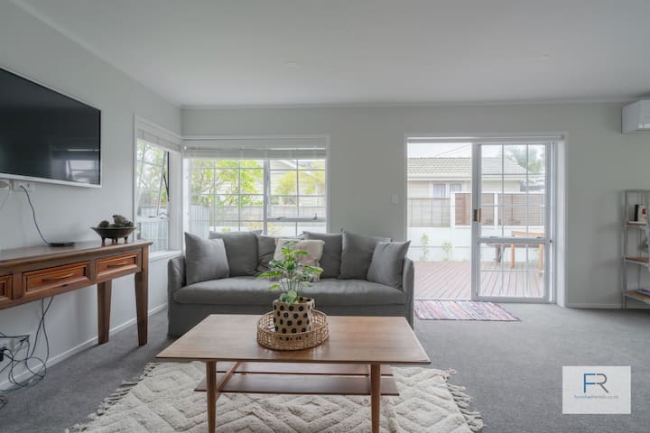 Cosy Bayswater House - Auckland