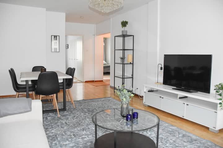 Spacious & Bright Apartment In The Heart Of Turku - Turku