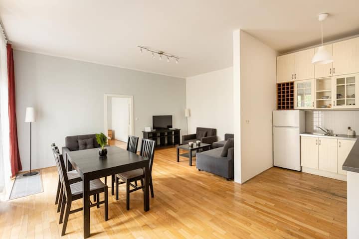 City Centre Garden Apartment - Praga