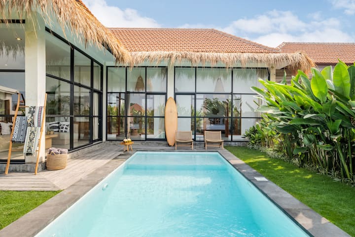 Charming Tropical 3-bed Villa In Canggu-perenenan - Bali