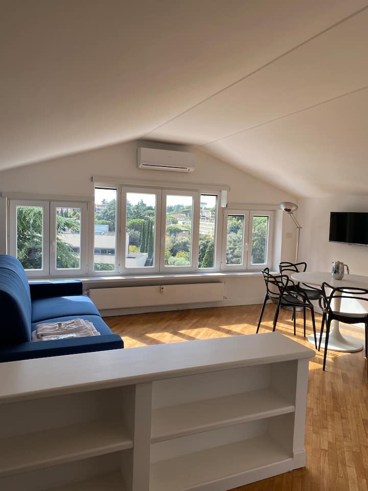 Piccolomini Design Apartment - Vatican City