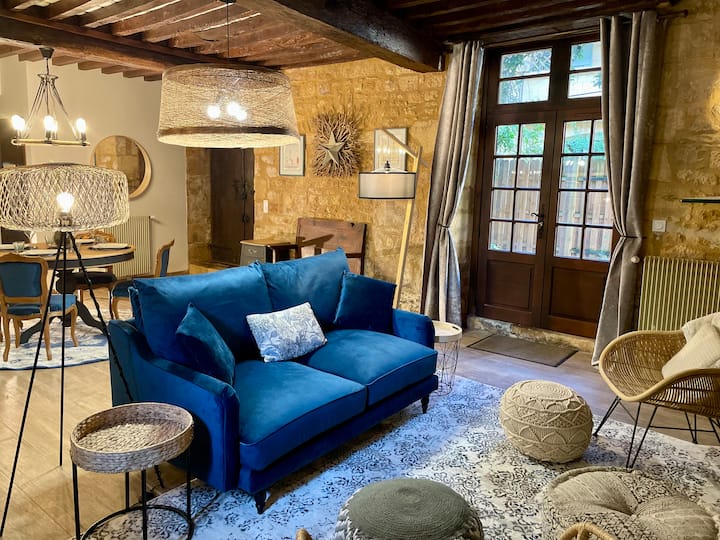 Next To The Moon - Sarlat-la-Canéda