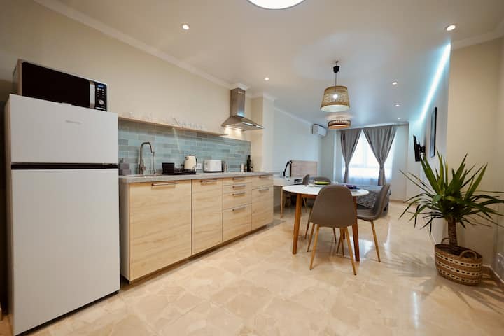 Cozy Studio, Designer Style, Shared Terrace - Santa Pola
