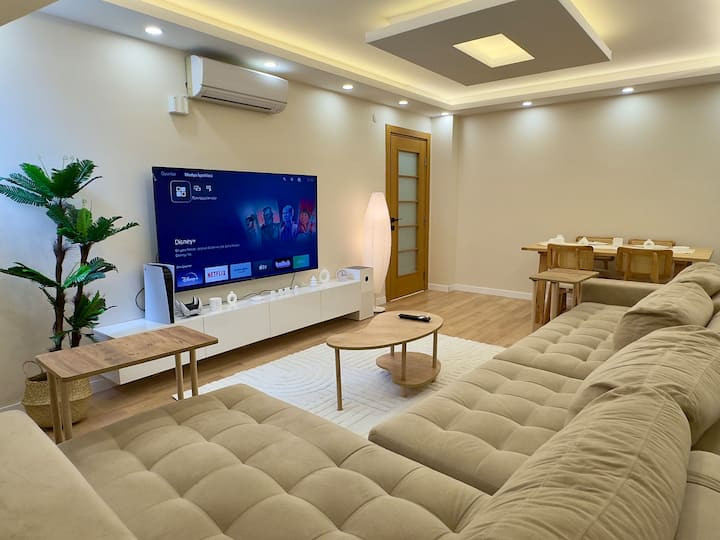 Spacious Design House | 7 Min Metro | In Center | - Istanbul
