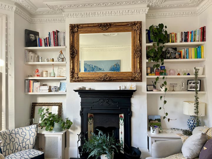 Cosy Victorian House With Free Parking & Fireplace - Londres