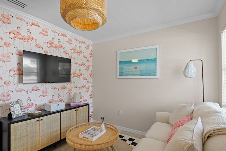 King Bed + Anna Maria Island Beaches + Beach Gear! - Anna Maria, FL