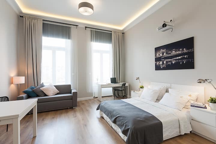 Plac ŚW. Macieja Apartment - Breslau