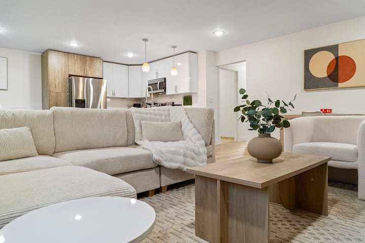 The Modern Bungalow - Seattle, WA