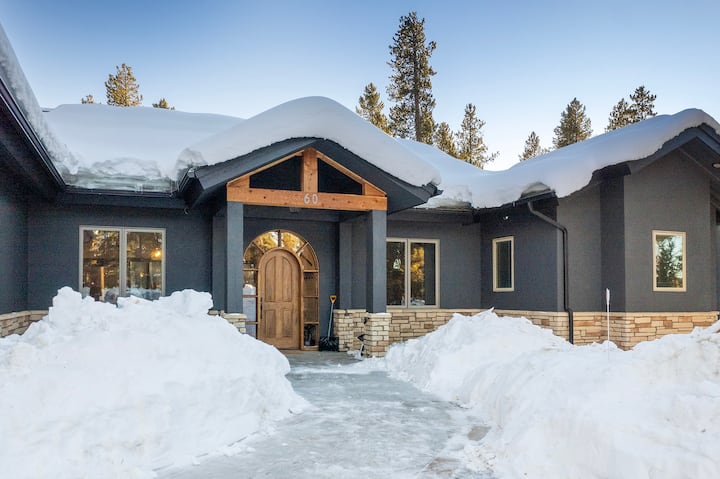 Modern Luxury Mountain House - Fraser, CO