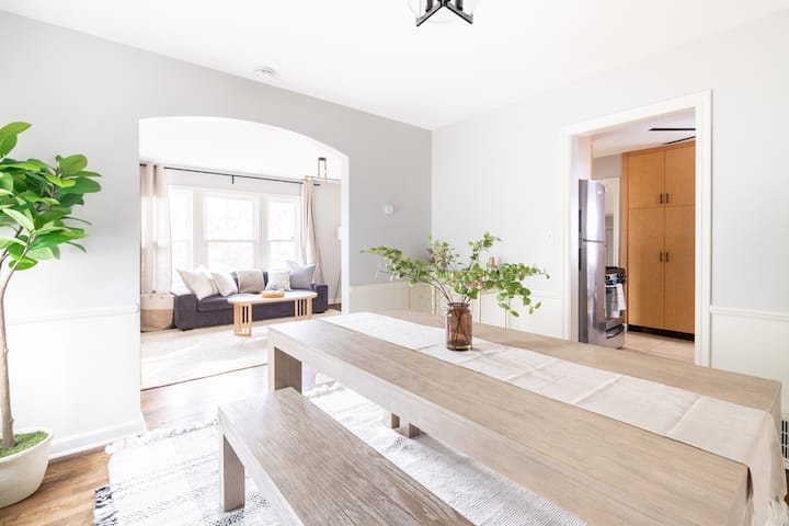 The Heights Modern - Shaker Heights, OH