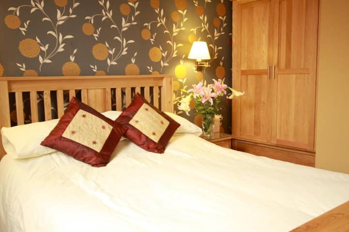 2nd Floor Double En-suite #R07 - 요크