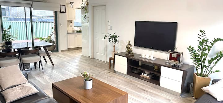 Master Bedroom With Private Bathroom - 雪梨
