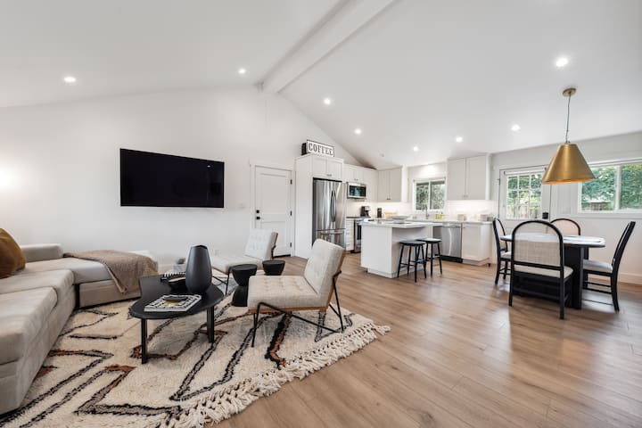 Updated 3 Bedroom Concord Home - コンコード, CA