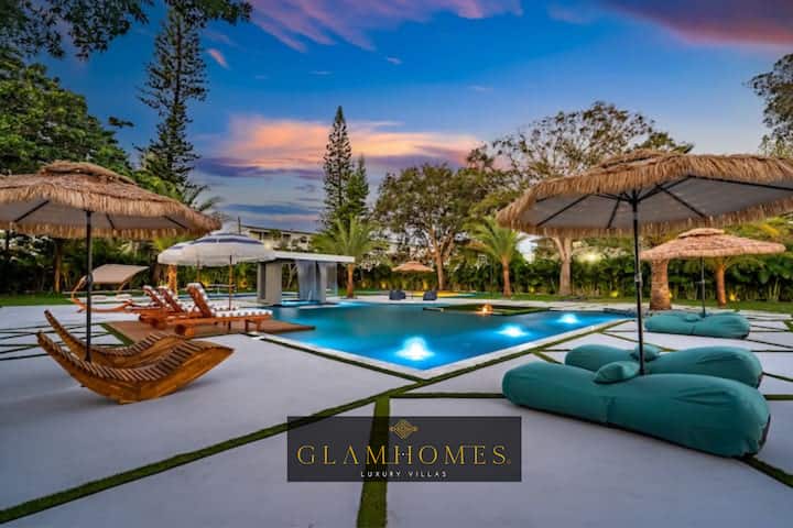 Sunny Isles Beach Luxury Property By Glam Homes - Miami Lakes, FL