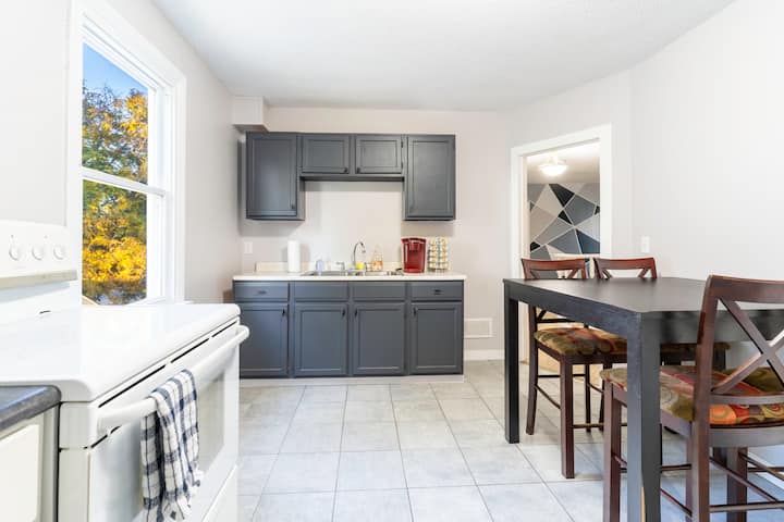 Great 3br Getaway - Windsor