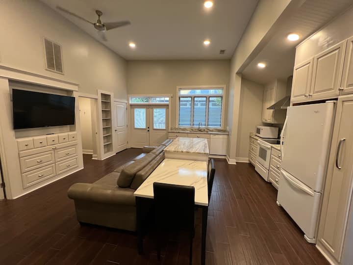 Adorable Guest Home - 30 Day Rental - Nashville, TN