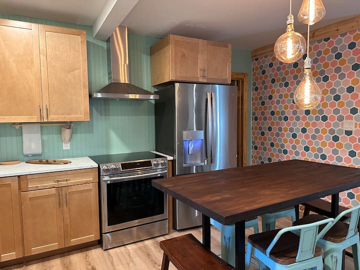 Spacious, Walk To Famu , Top Choice, Pet Friendly - Tallahassee, FL