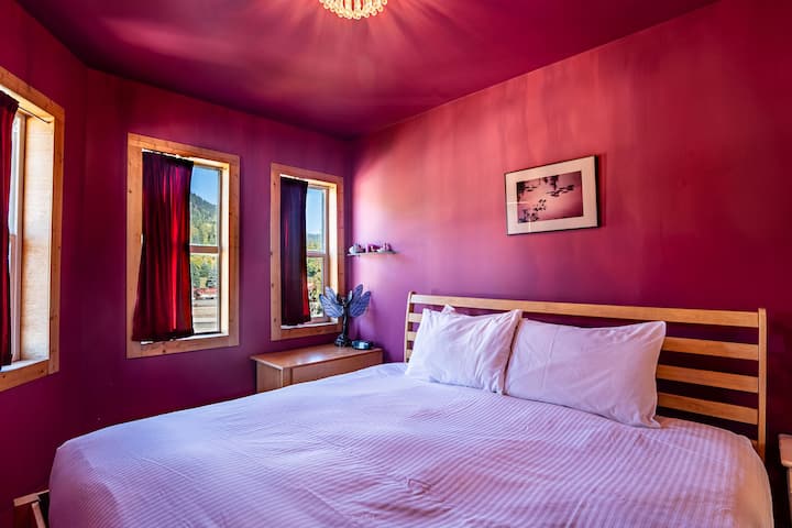 Downtown Penthouse - Revelstoke