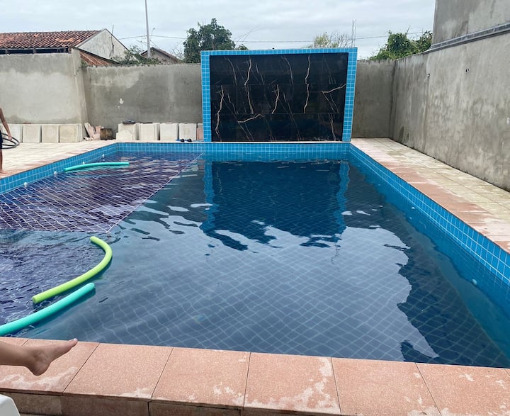 Casa Ampla Praia Matinhos Com Piscina Grande - Matinhos