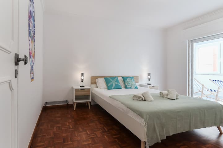 Cascais Beach Flower Apartment - Estoril