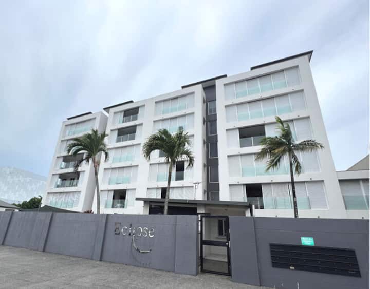 Eclipse Cairns City Central Stays - Cairns