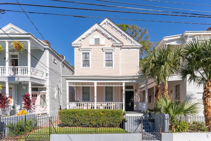 Walk To King St.|deck & Bikes|pinkadilly On Spring - Charleston, SC