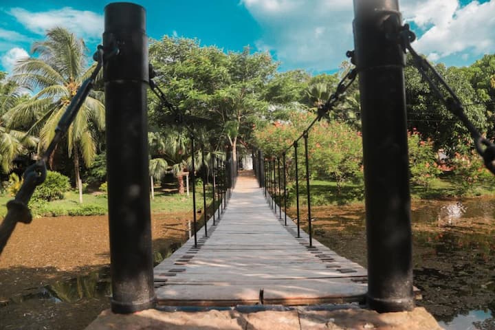 Finca El Diamante | Capilla, Piscina, Y Mas -