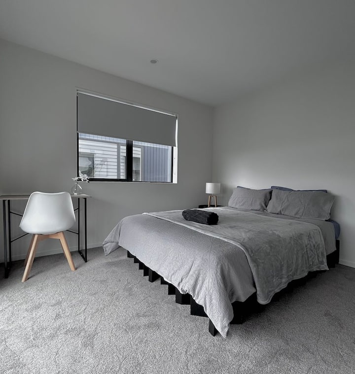 Free Carpark, Queen Bed 10c - Auckland