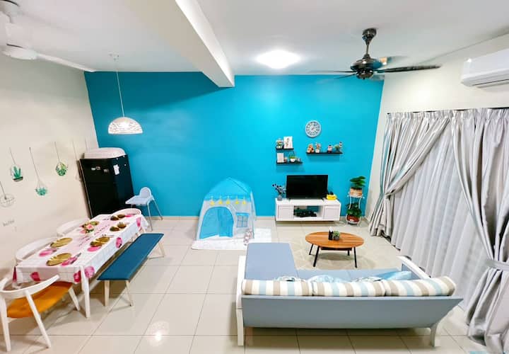 The Blue House (8-11 Pax/smart-tv/full-aircond) - Kamunting