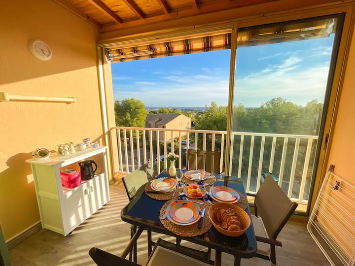 Charmant T2 Avec Terrasse Vue Mer - Bandol