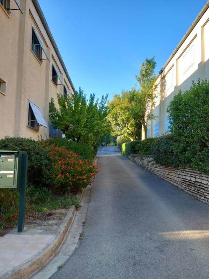 Studio Dans Résidence Calme Parking Privé - Cassis
