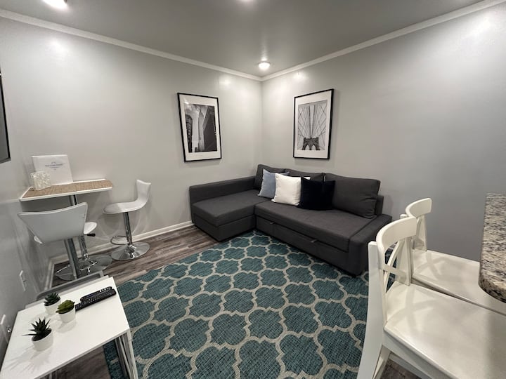 Welcoming 1 Br Apartment! - Union City