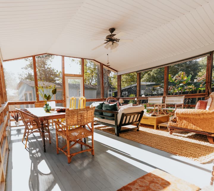 Ruby's Escapade - 查爾斯頓