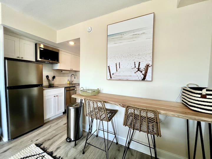 Captain's Cove @ Cape Cod Inn - Wildwood Crest, NJ