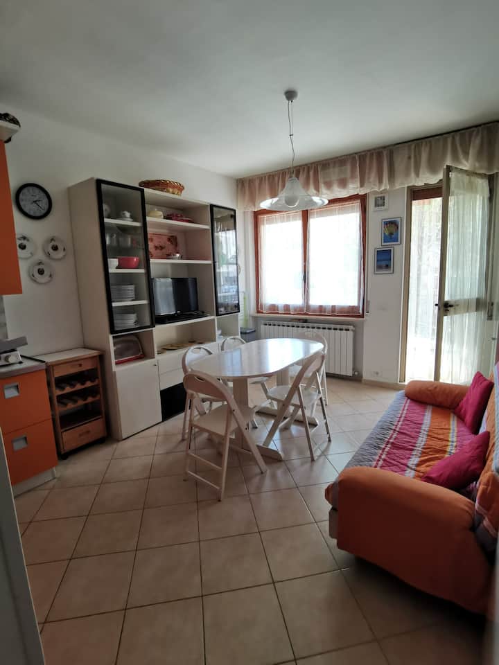 Appartamento In Zona Tranquilla - Sanremo