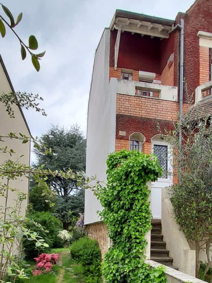 Belle Maison Avec Jardin - Arena Paris Sud à 2 Km - ibis Clamart Paris Velizy