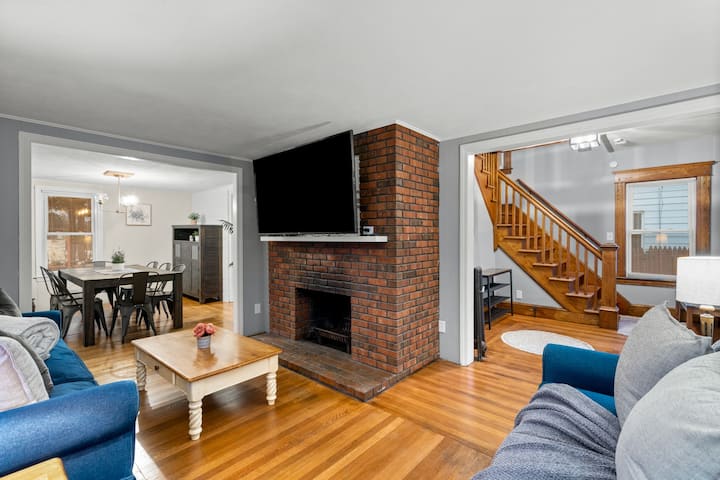 #36 - Quaint 3 Br Home - Springfield Museums