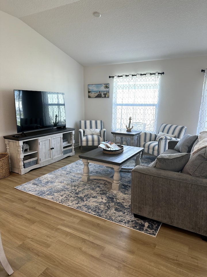 Patio Villa Near Sawgrass Grove! - Leesburg, FL