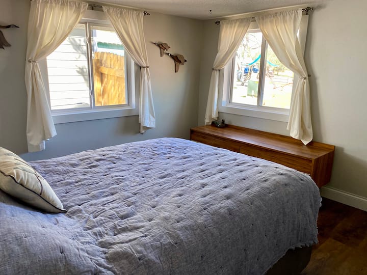 Cabin By The Lake, Pet Friendly, #1 - Hot Springs, SD